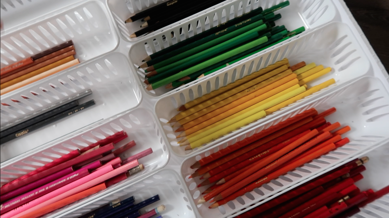 Dollar Tree DIY|Crayon/Colored Pencil Organizer!!!